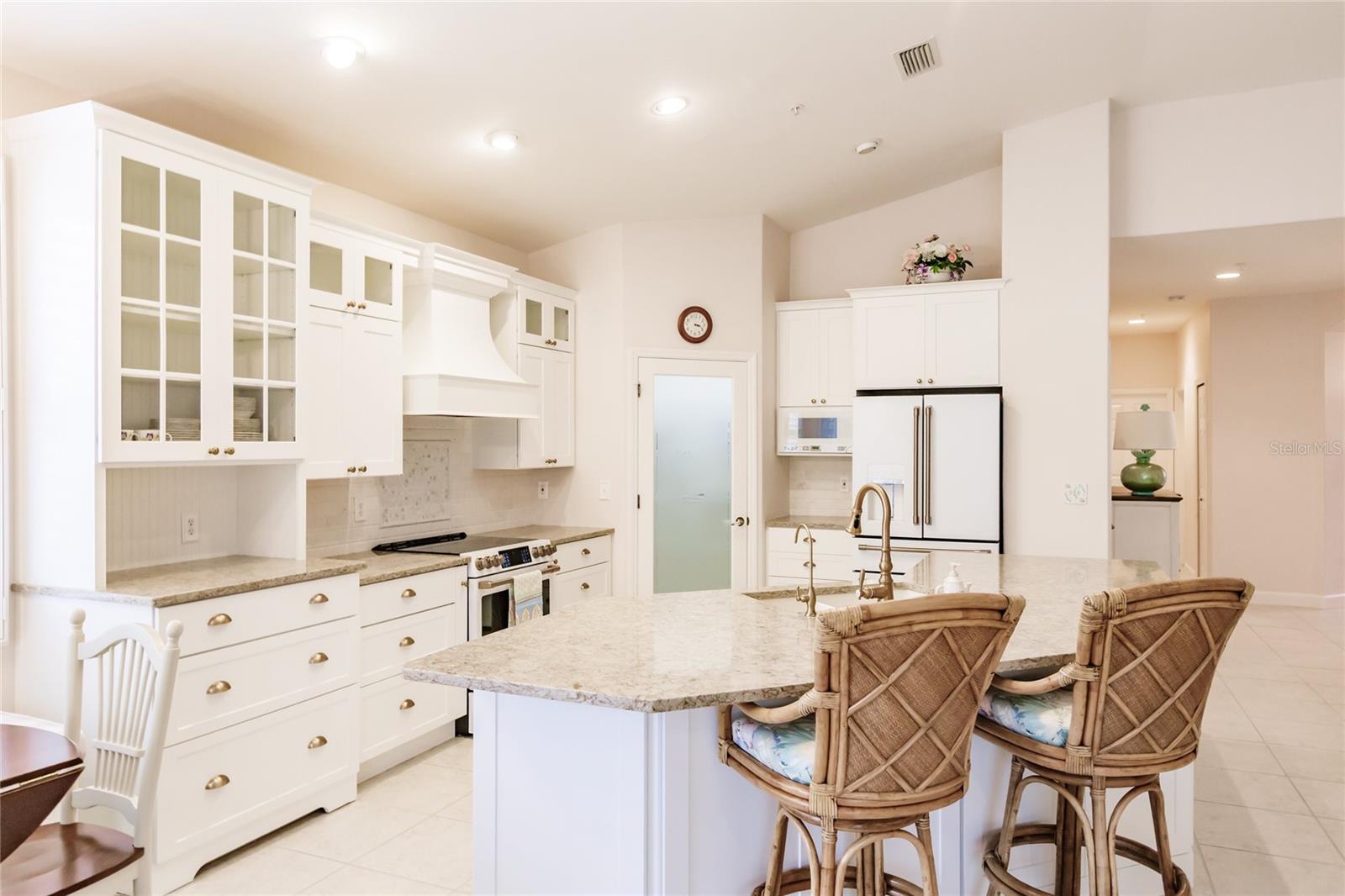 3420 SUNSET KEY CIRCLE - Punta Gorda - Florida - #(C748