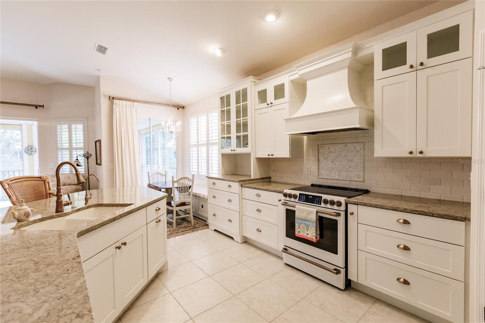 3420 SUNSET KEY CIRCLE - Punta Gorda - Florida - #(C748